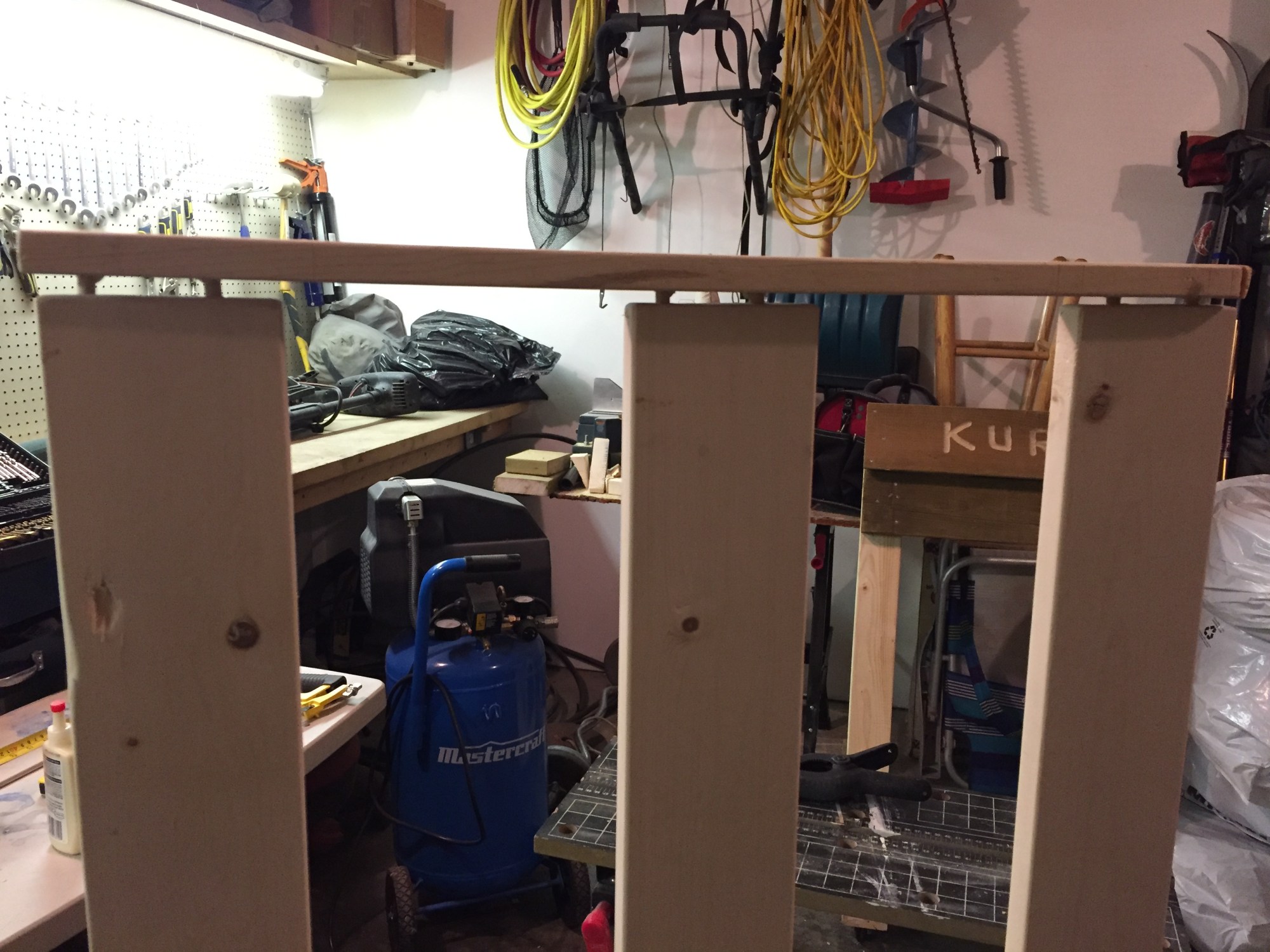Ellie’s Throne Plans – JK Building The Dream