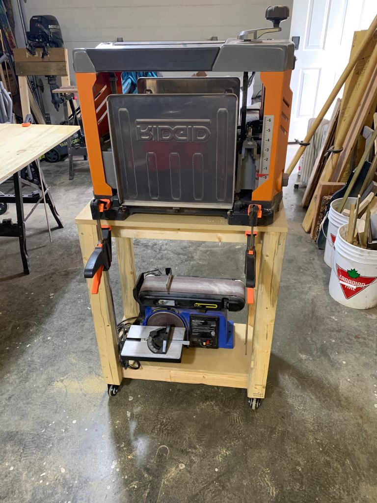 Simple Moveable Tool Stands – JK Building The Dream